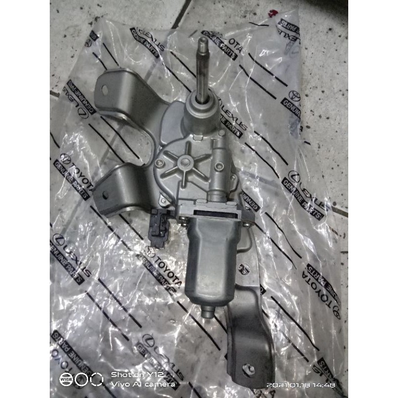 Jual motor wiper belakang Innova reborn original | Shopee Indonesia