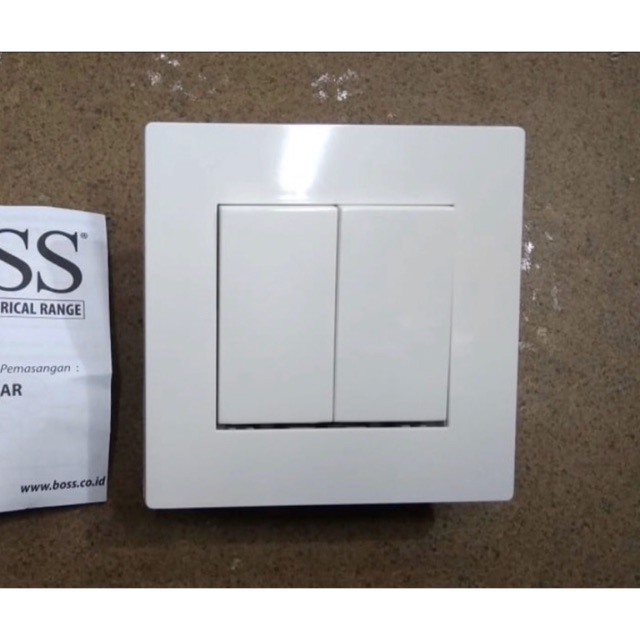 Jual Saklar seri / switch 2 gang ganda boss B1000 B1031/1/2A | Shopee Indonesia