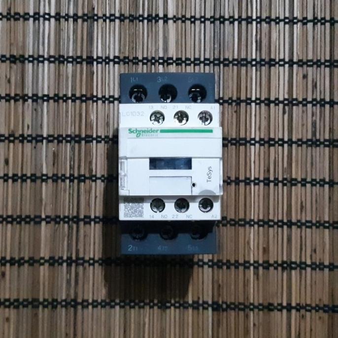 Jual Magnetic Contactor Schneider LC1D 32 M7 220 Vac Original | Shopee Indonesia