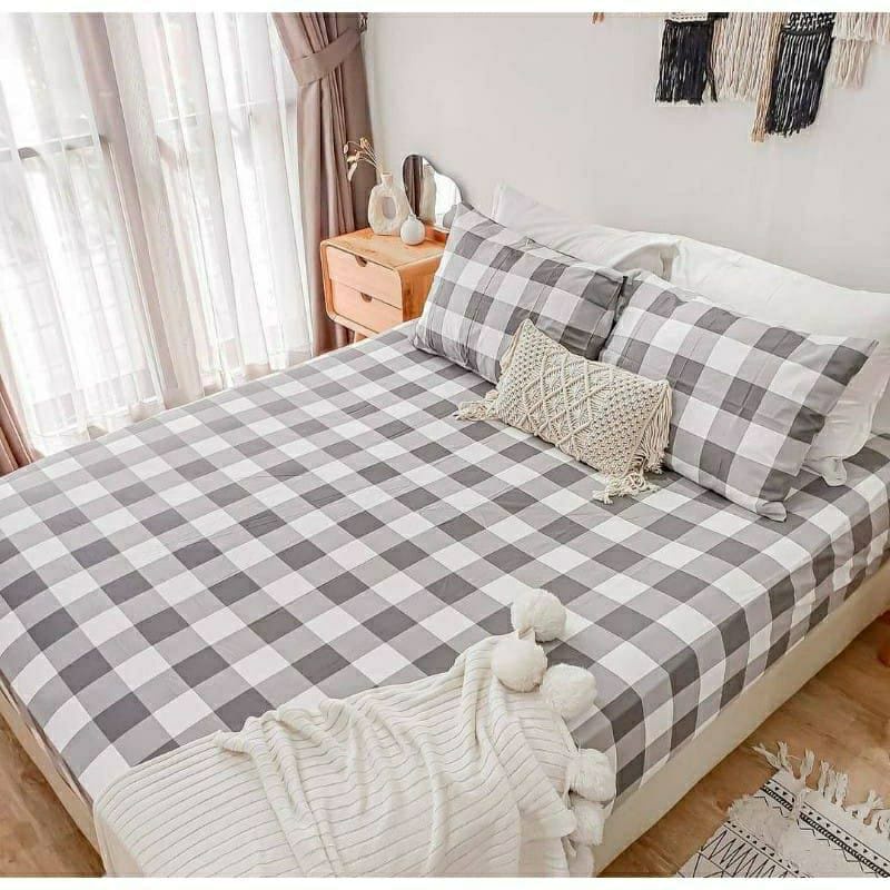 Jual SPREI SET UKURAN KASUR NO.3 MOTIF EMILY KOTAK-KOTAK AESTHETIC ...