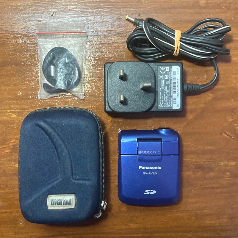 Jual Panasonic SV-AV20 (RARE!) kamera digital pemula termurah | Shopee ...
