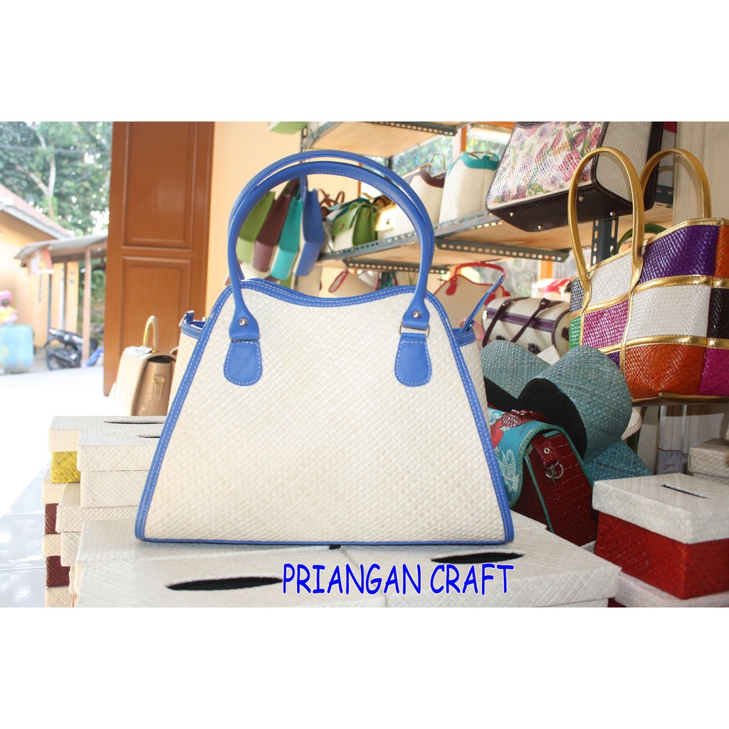 Jual Tas Anyaman Pandan Model Gelombang | Shopee Indonesia