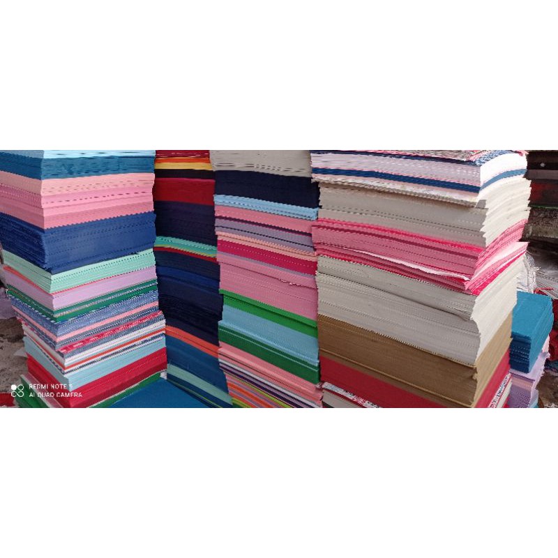 Jual KERTAS LAYANGAN PUTIH WARNA atau MOTIF KADO 1000 lembar | Shopee ...