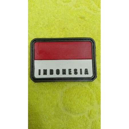 Jual patch ruber merah putih/ emblem karet merah putih/ emblem perekat ...