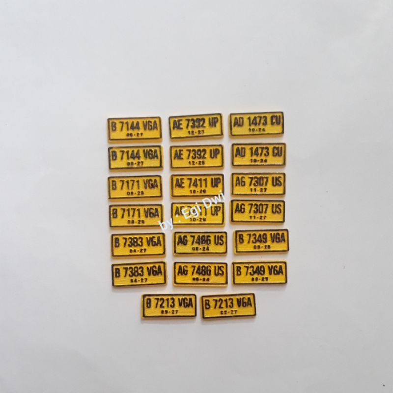 Jual Plat Nomor Tulisan Timbul Miniatur Bus Skala 20 | Shopee Indonesia