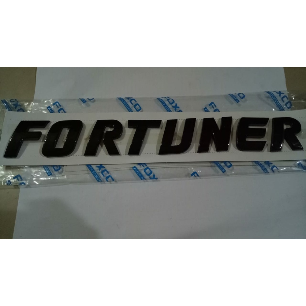 Jual EKM- EMBLEM KAP MESIN FORTUNER ENGINE HOOD EMBLEM TOYOTA FORTUNER ...