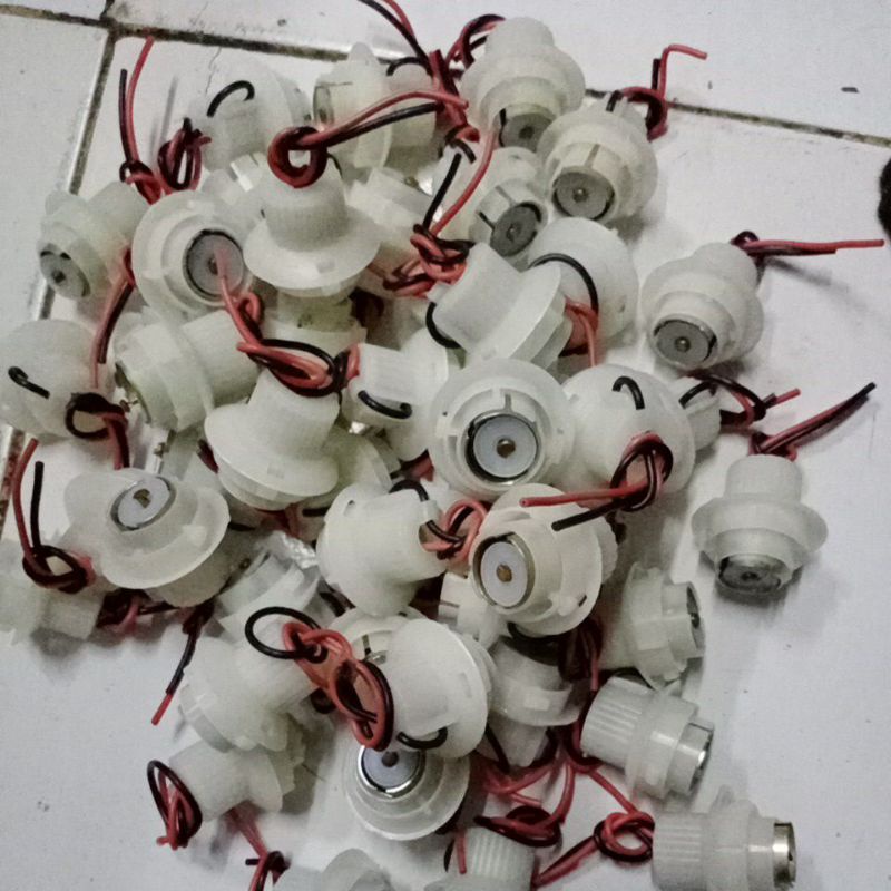 Jual Pitting Lampu kaki 1 | Shopee Indonesia