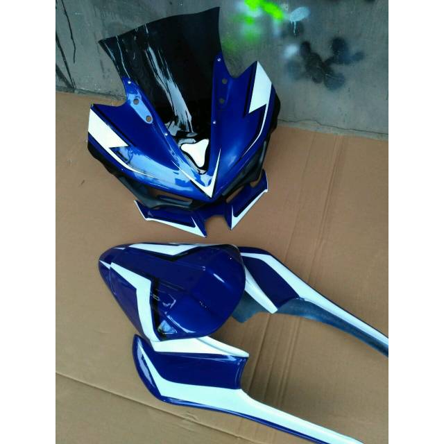 Jual cover headlamp r25 + winglet + body r6 old buat yamaha r15 old r15 ...