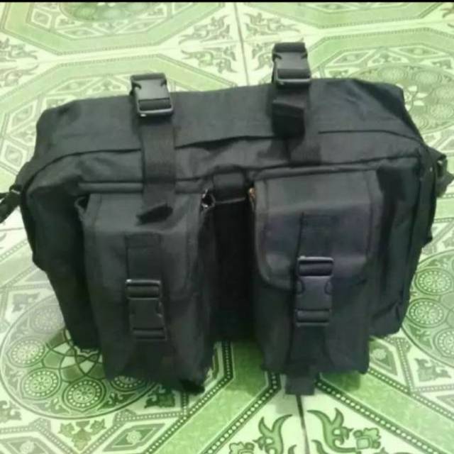 Jual TAS SAMPING MODEL JATAH WARNA HITAM | Shopee Indonesia