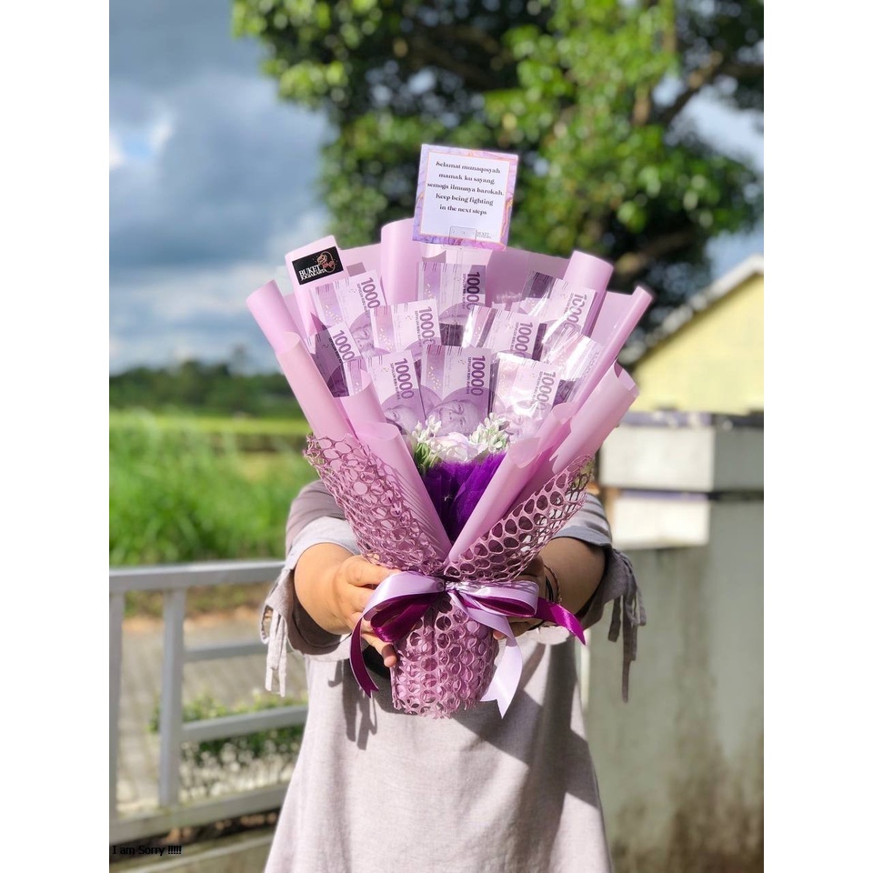 Jual BUKET UANG 10 ribu 10 lembar warna lilac Bisa Request kartu ucapan ...