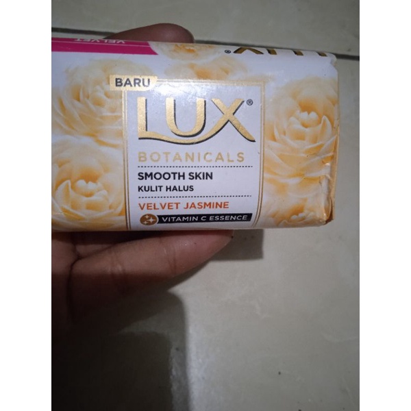 Jual Lux sabun mandi batang velvet jasmine 80gr | Shopee Indonesia