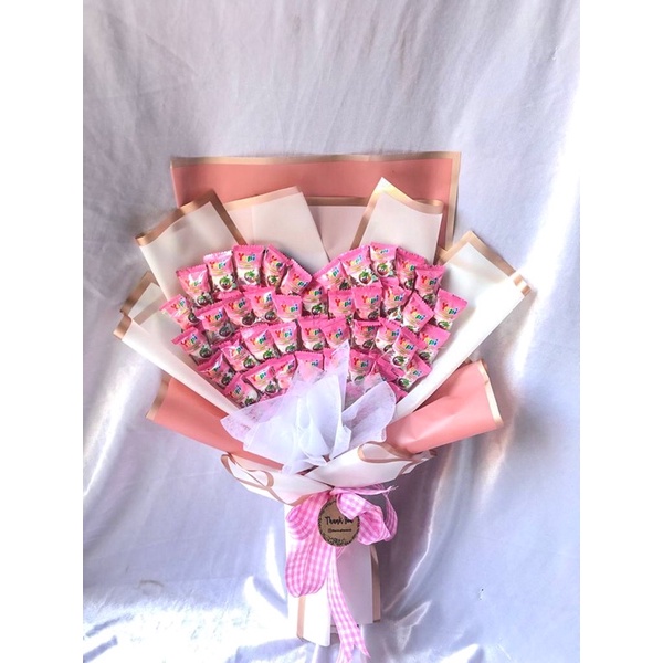 Jual Buket Hadiah Wisuda || Buket Permen Yupi || Yupi Love Bouquet ...