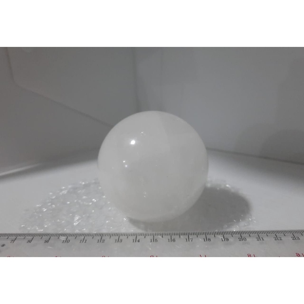 Jual Natural White Calcite Sphere 7,2 cm ( 531 grams) | Shopee Indonesia