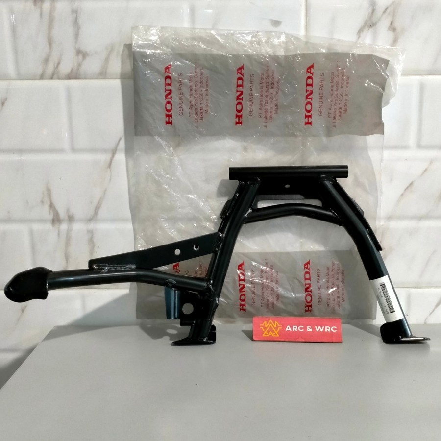 Jual Standar Tengah Cagak Dua Honda Vario 125 FI 50500-KZR-600 Original Honda AHM | Shopee Indonesia