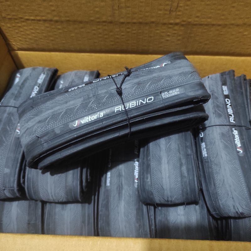 Jual BAN LUAR SEPEDA 700c VITTORIA RUBINO 25-622 UKURAN 700X25 ATAU 700 ...