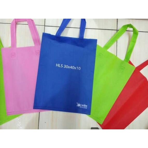 Jual Terbaik Goodie Bag Handle tali 30x40x8 per LUSIN - Spunbond - Tas ...