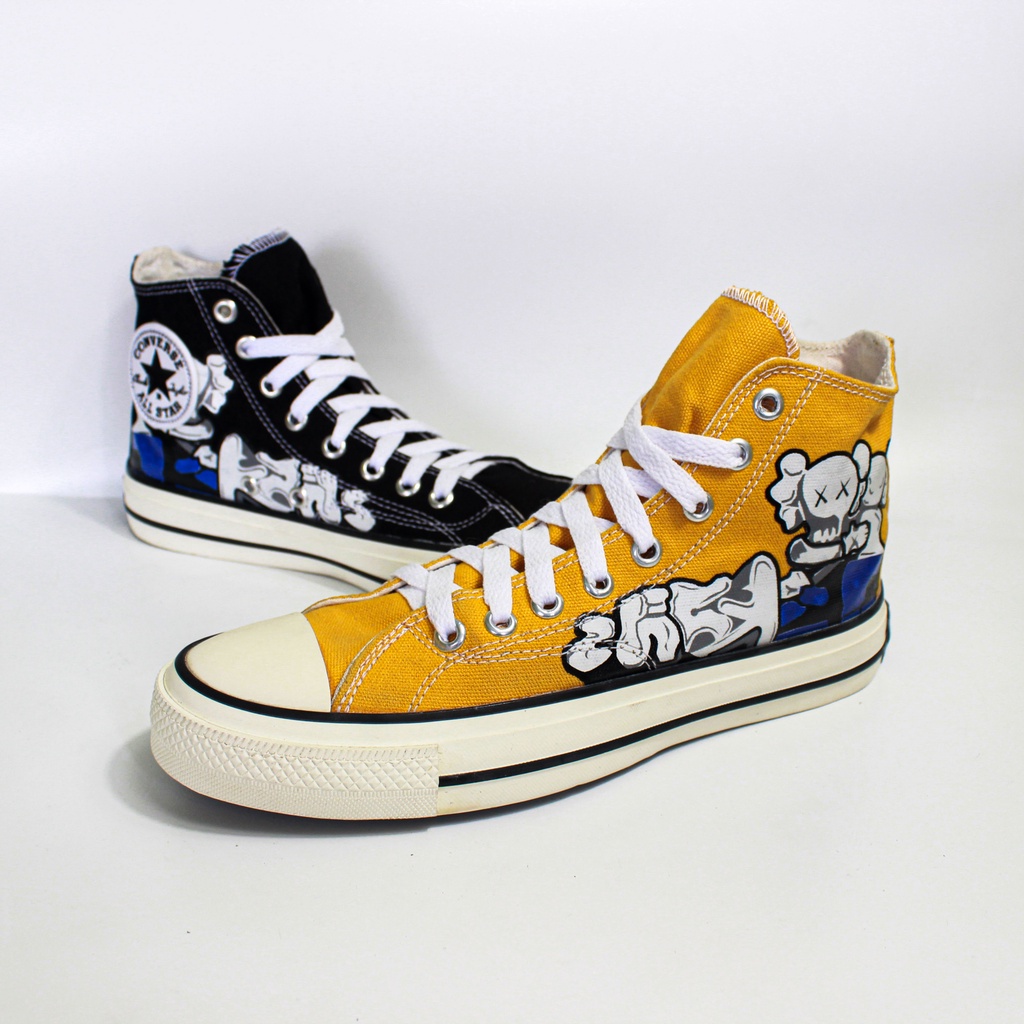 Jual SEPATU CONVERSE KAWS X KAWS, MADE IN VIETNAM, TINGGI ( HIGH CUT ...