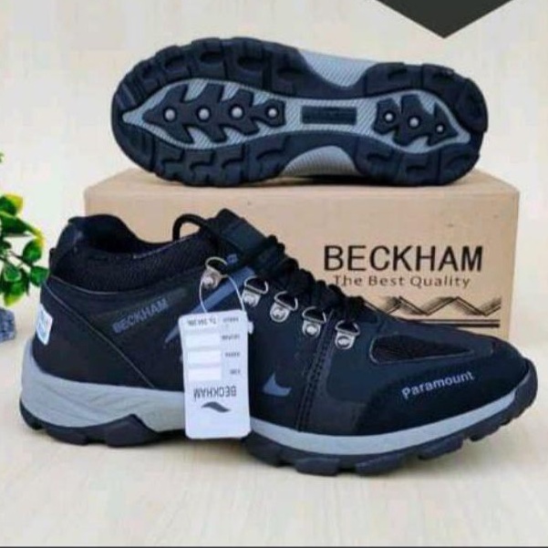 Sepatu Gunung Tahan Air, Cengkeram Kuat