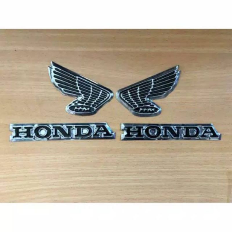 Jual Logo tangki cb100 glatik bahan plat - emblem tangki cb 100 Emblem ...