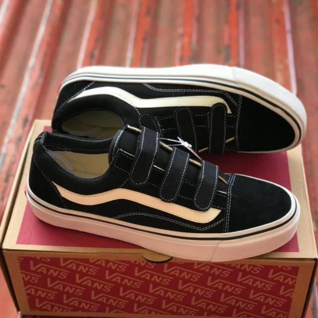 Jual SEPATU43 VANS AUTHENTIC FULL BLACK HITAM COKLAT OLDSKOOL ERA SK8 ...