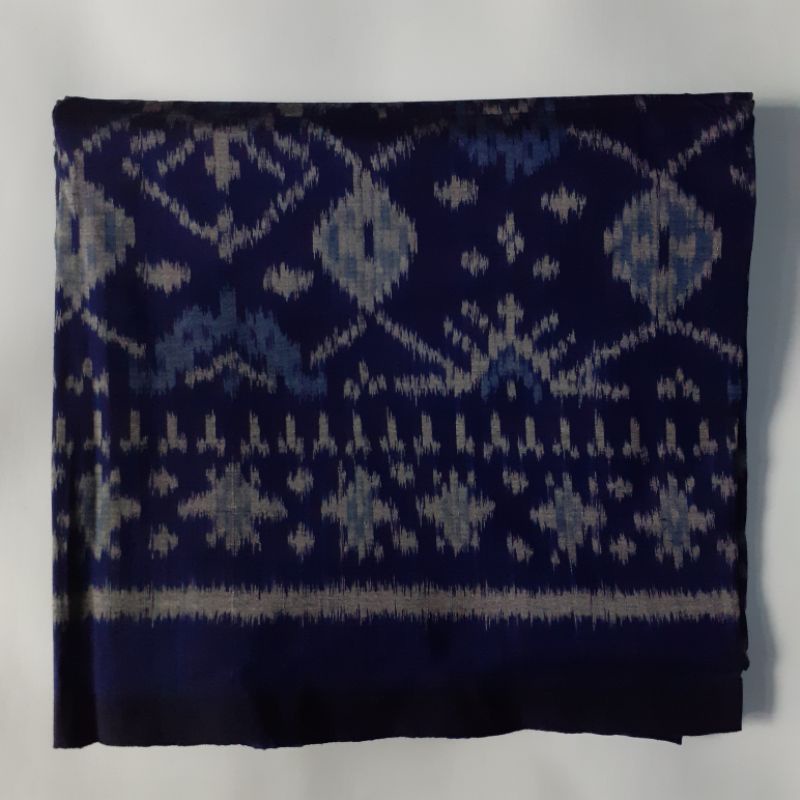 Jual Kain Batik Songket Tenun Bali Wulan Busana Endek Antik 222,5x102 ...