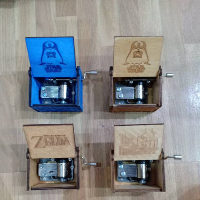 Jual Music box Star wars,Zelda,The God father kotak music kayu | Shopee ...