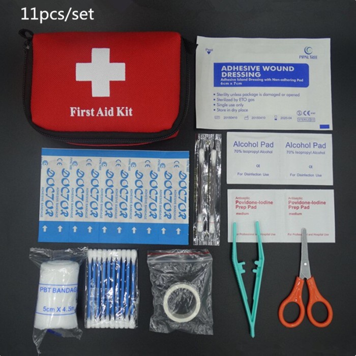 Jual First Aid Kit Travel dengan isi 27 Mobil Motor Kotak Lengkap P3K ...