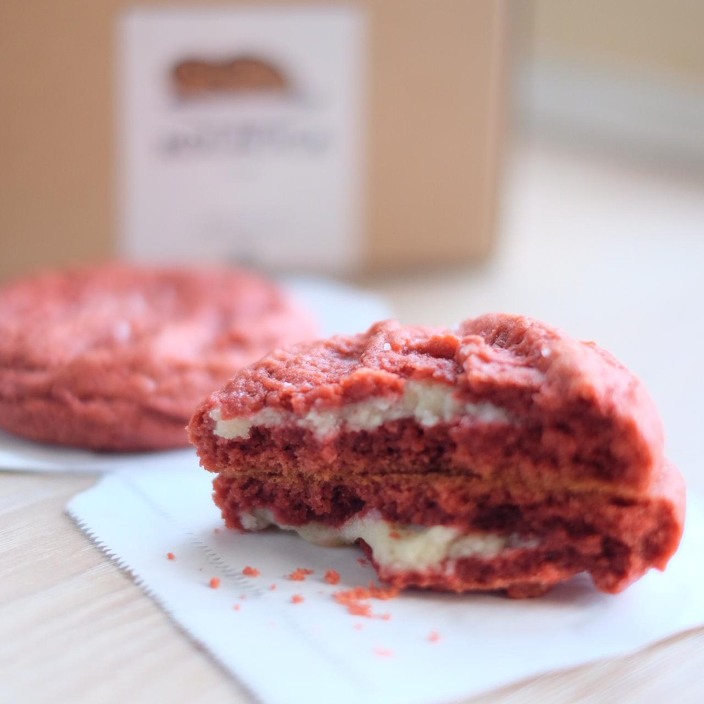 Jual Pink Red Velvet Jumbo Cookies | Shopee Indonesia