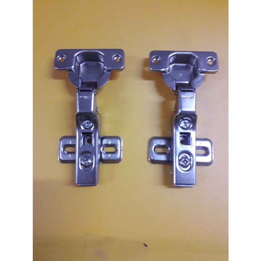 Jual ENGSEL BLUM Clip On 1/2 Bengkok / Lurus / Pintu Lemari | Shopee ...