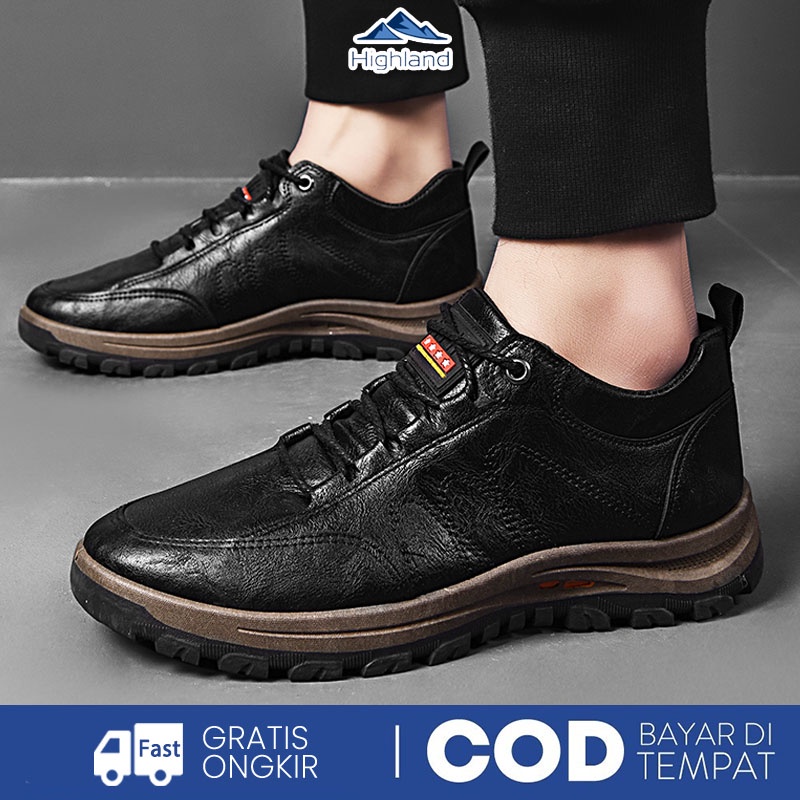 Jual Highland Sepatu Pria Formal Kasual Pria Kerja Kuliah Sepatu Kulit Sintetis MC405 | Shopee ...
