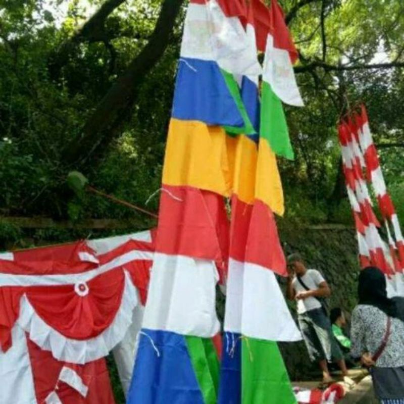 Jual BENDERA UMBUL-UMBUL ZIG ZAG/GERGAJI 8 MATA MERAH PUTIH/WARNA WARNI POLOS | Shopee Indonesia