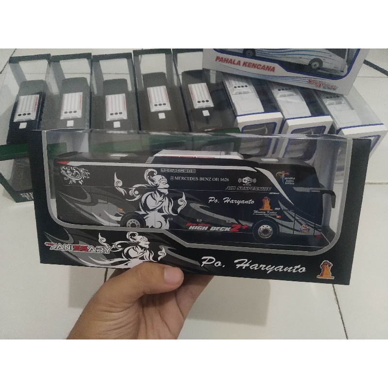 Jual Miniatur Bis Kertas Papercraft Bus Po Haryanto 150 The Janissary Shopee Indonesia
