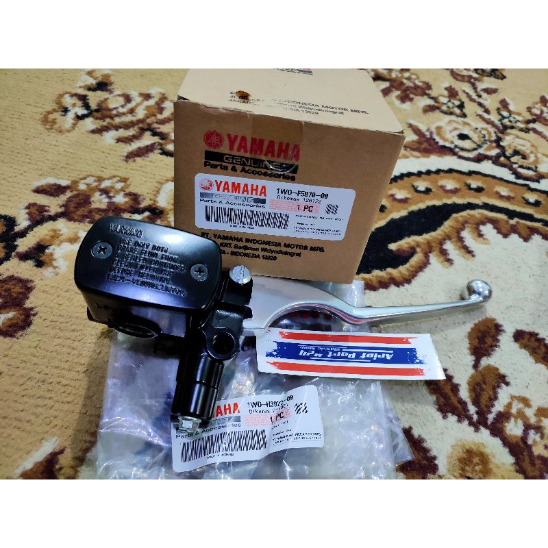 Jual master rem R25 original master rem Yamaha R25 kanan original baru ...