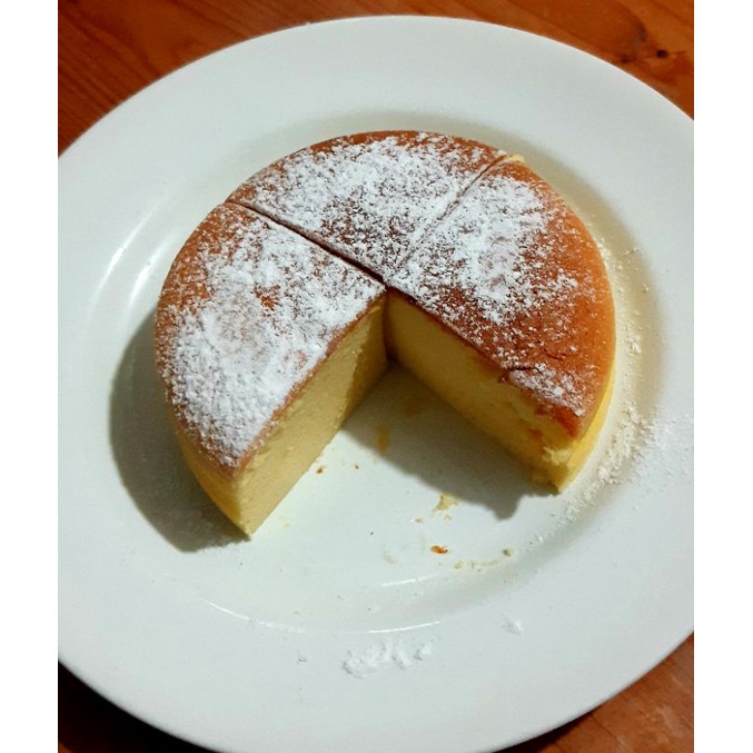 Jual japanese cheese cake ( roti keju lembut) | Shopee Indonesia