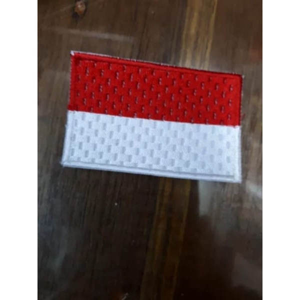 Jual bed bendera merah putih#logo merah putih | Shopee Indonesia