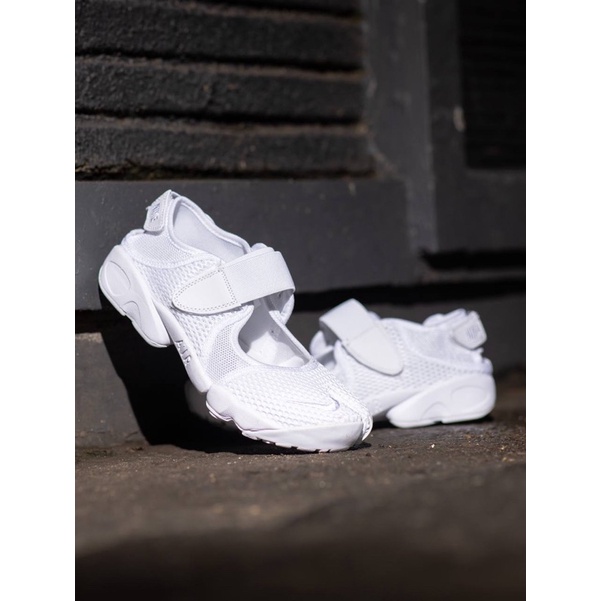 Jual NIKE AIR RIFT ALL WHITE | Shopee Indonesia