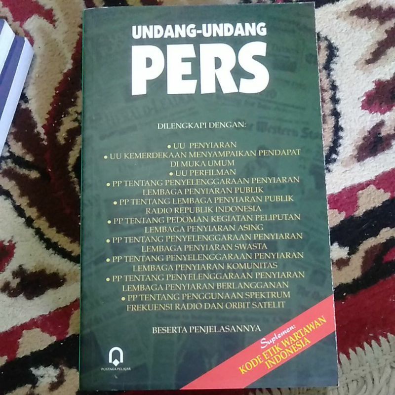 Jual UNDANG UNDANG PERS ( ORI ) | Shopee Indonesia