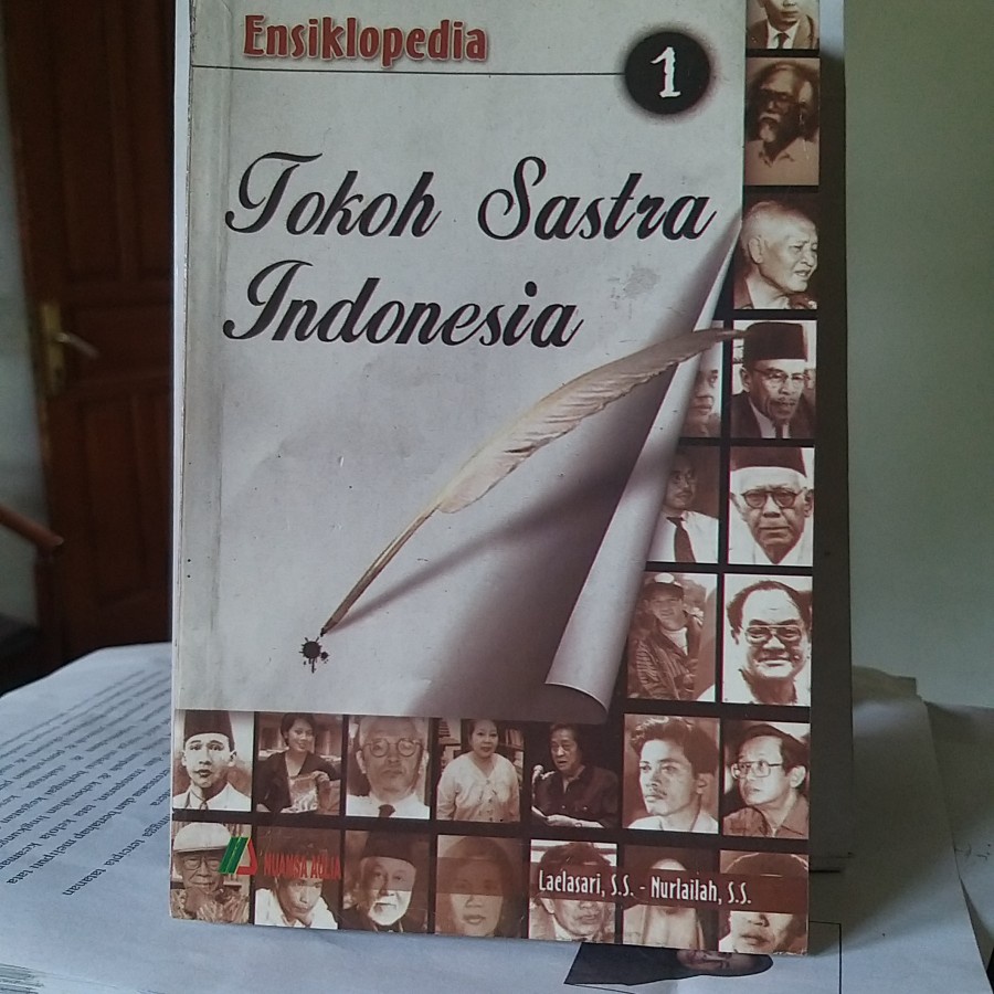 Jual Buku Ensiklopedia Tokoh Sastra Indonesia | Shopee Indonesia