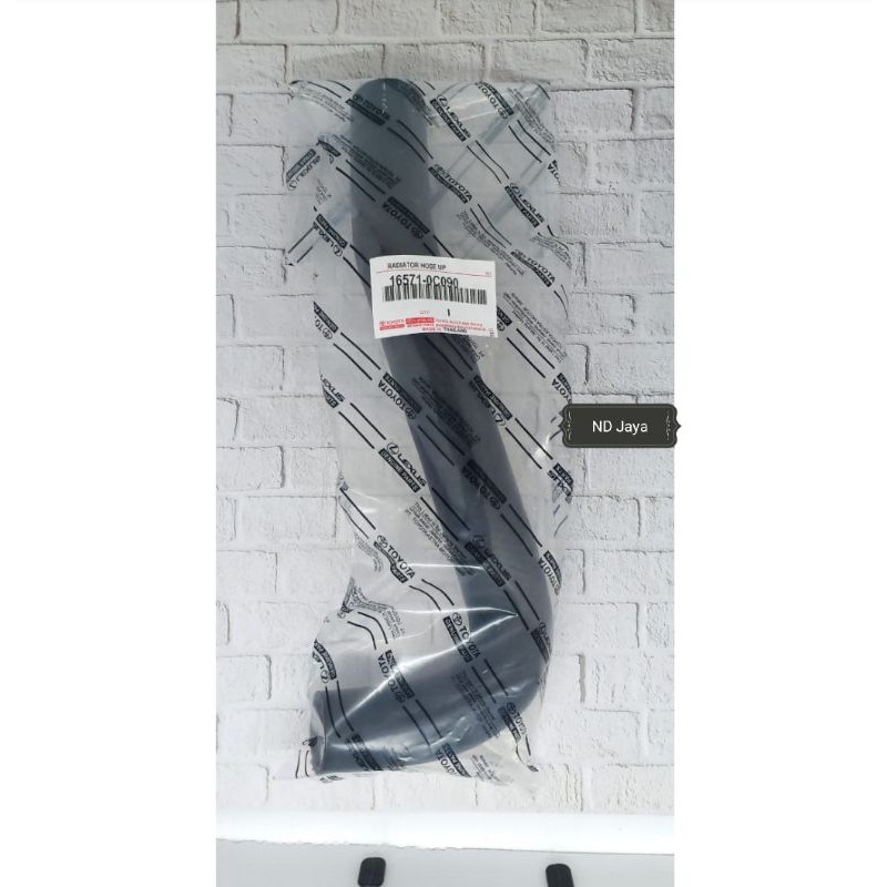Jual Selang Radiator Atas Innova-Radiator Hose Upp Toyota Innova Asli ...
