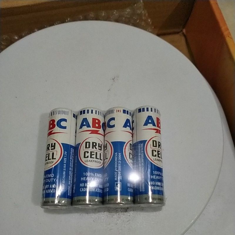 Jual BATERAI ABC UK KECIL AA/R6P ISI 4PCS ECERAN ,PER PLASTIK. | Shopee ...