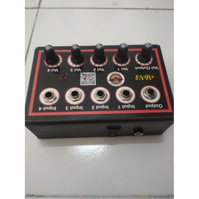 Jual mixer mini rakitan 12 volt 4 channel | Shopee Indonesia