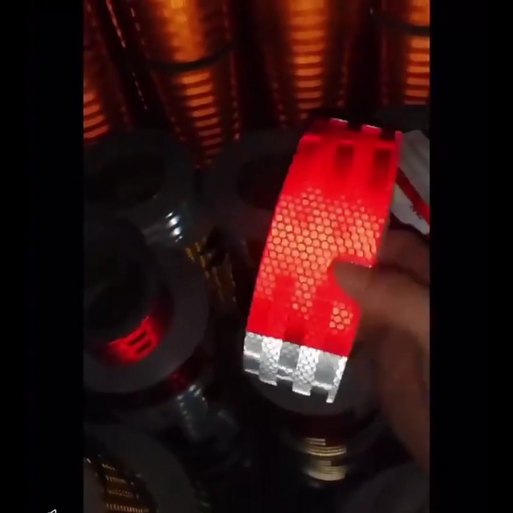 Jual Stiker Reflektor Merah Putih 3M Sticker Reflektif Pantul Cahaya ...