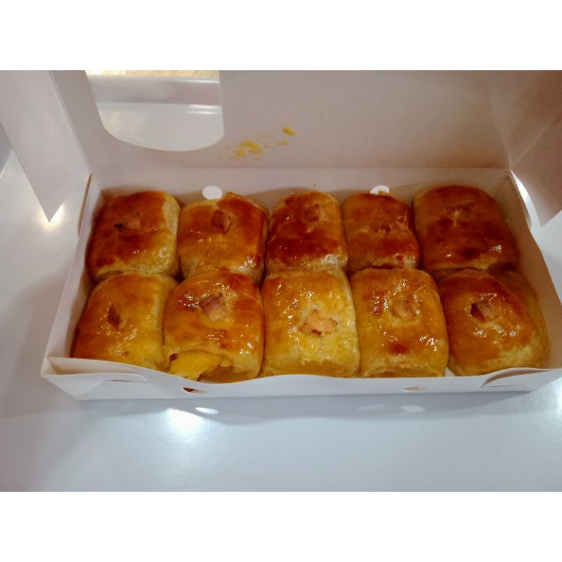 Jual VITASARI Pisang Bolen Keju I Molen Pisang Vitasari Bakery Bandung ...