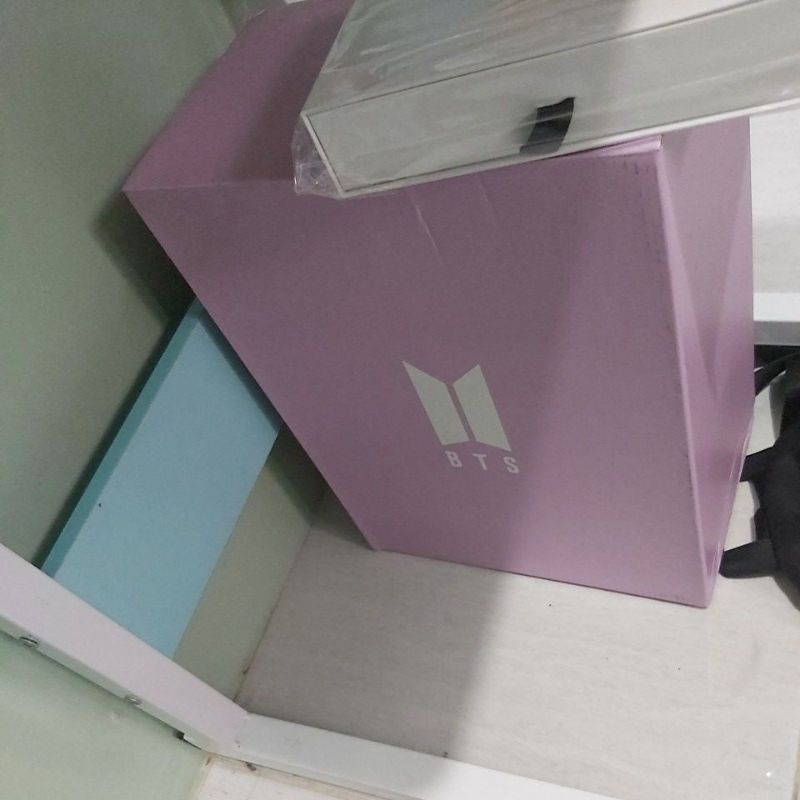 Jual Readystock merch box 7 BTS | Shopee Indonesia