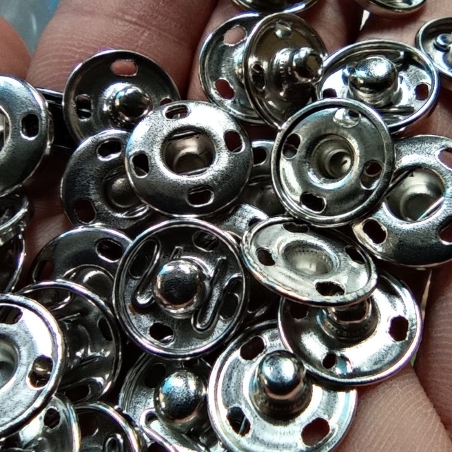 Jual Kancing Cetet 1,2cm BasitYarn Silver Nickle | Shopee Indonesia