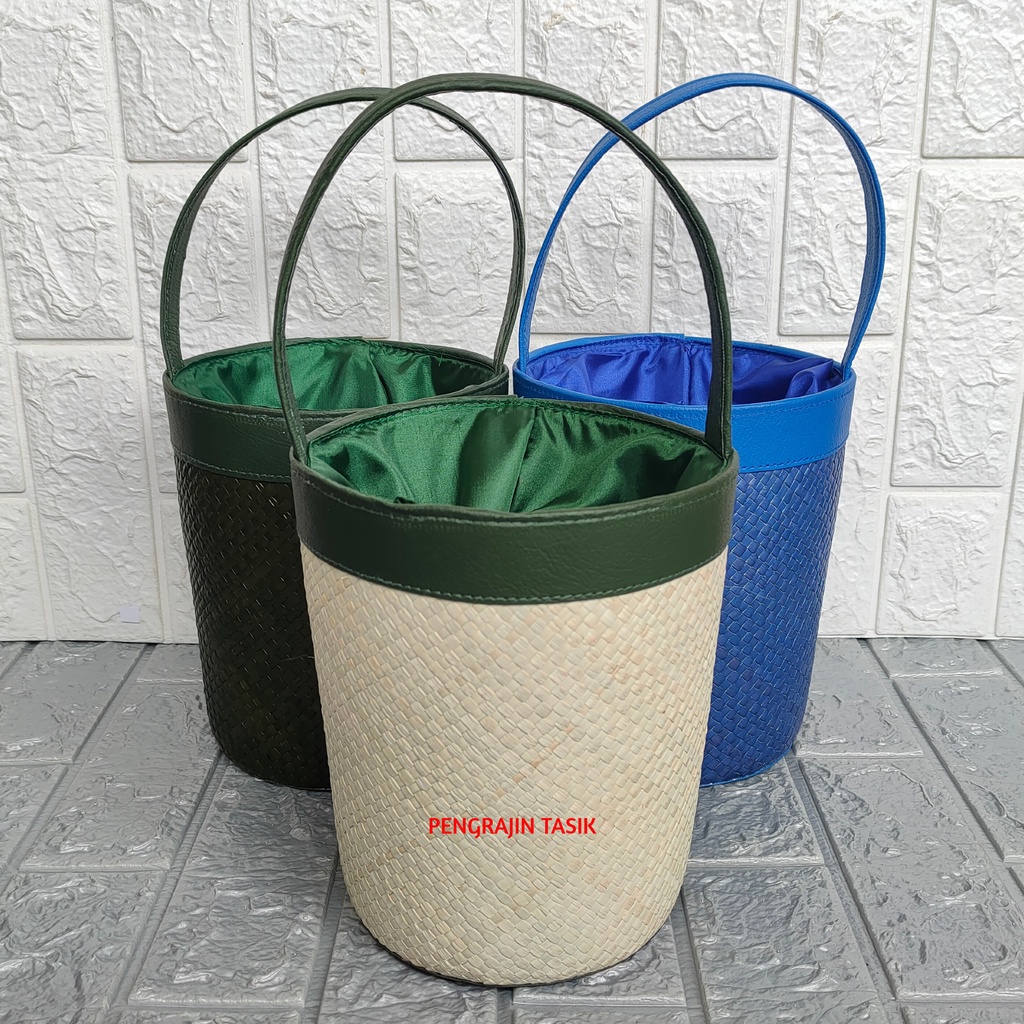 Jual Keranjang Parcel Isi 3 Toples List Kulit Sintetis Tas Hampers ...