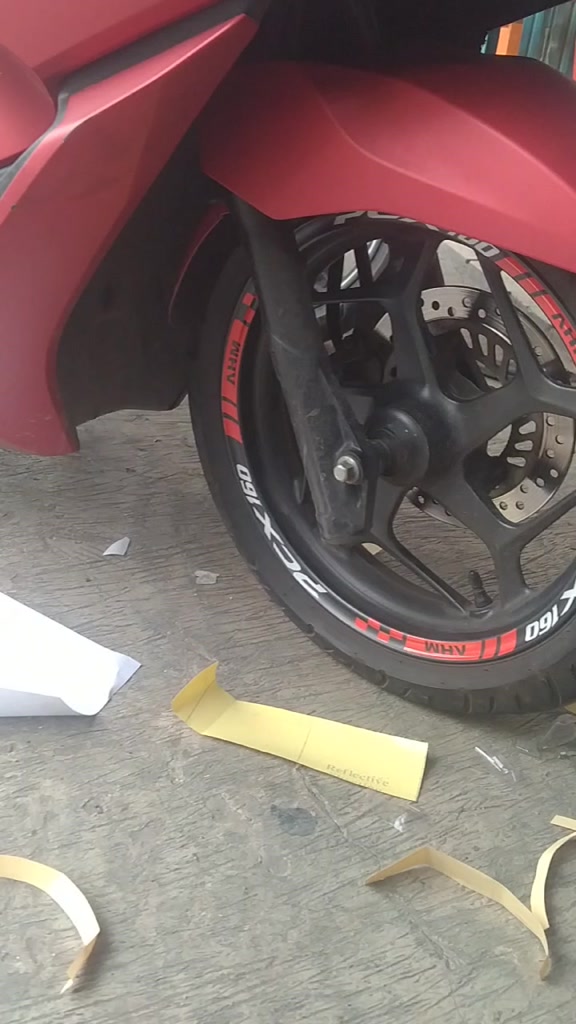 Jual Stiker Pelek Motor Honda PCX 160 Aksesoris Variasi List Velg ...