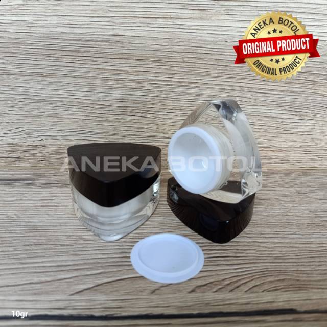 Jual POT CREAM JAR ACRYLIC SEGITIGA 10 GRAM HITAM BENING / POT IMPORT ...