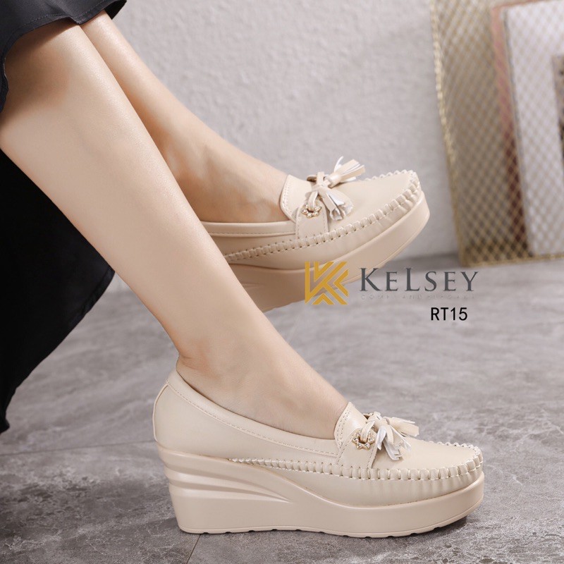 Jual (Free Sandal Random) Kelsey Sepatu Kerja Wanita / Sepatu Wedges 6,5 Wanita RT15 | Shopee ...