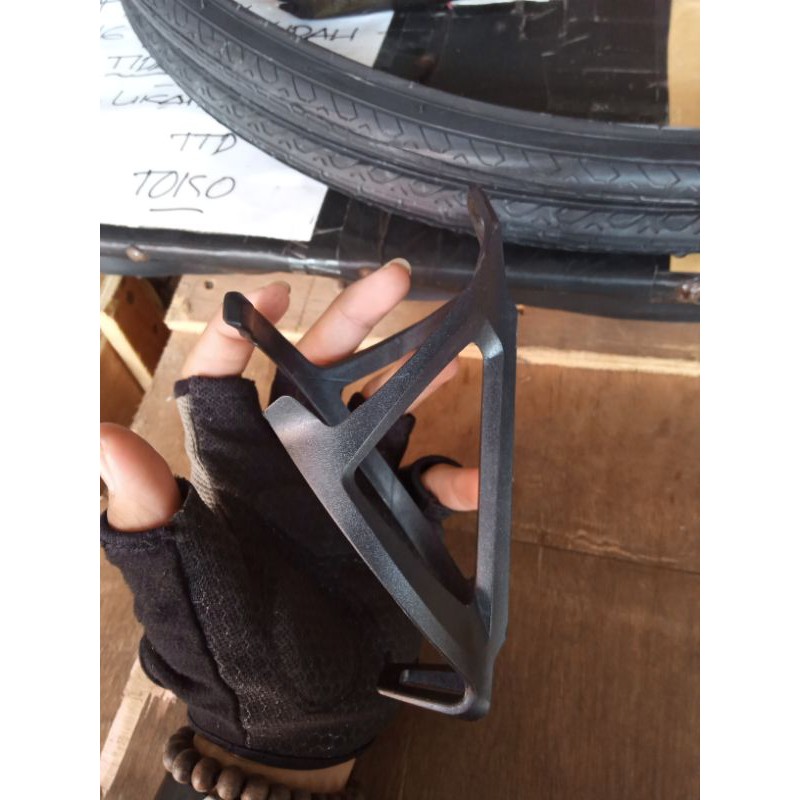 Jual HOLDER TEMPAT SIMPAN BOTOL GOWES | Shopee Indonesia